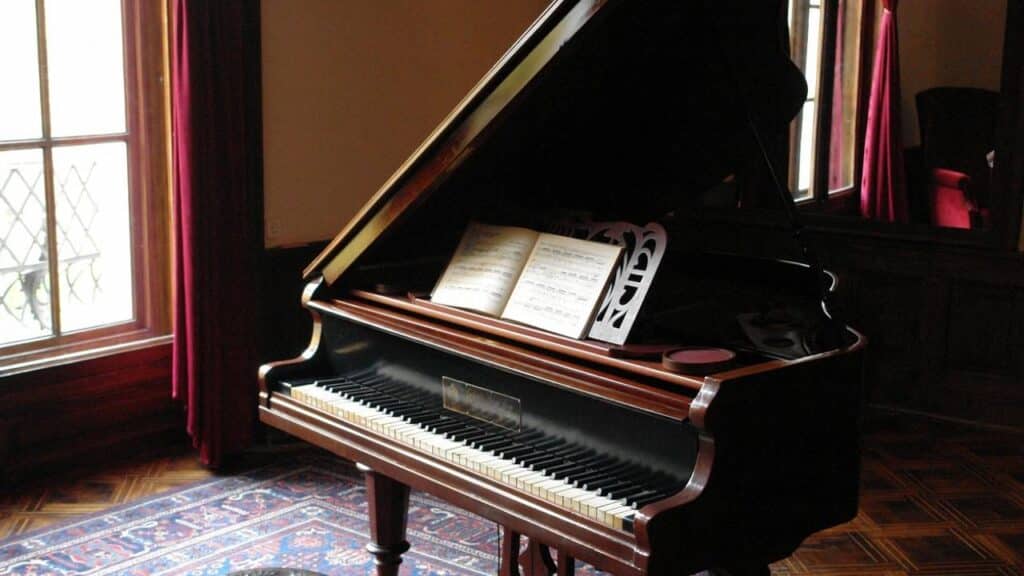 Player Piano Customization: Enhancing Your Musical Experience | Texas ...